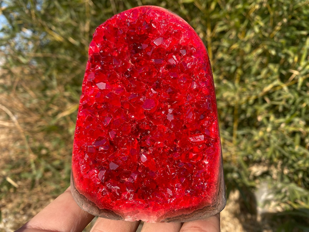 Beautiful Red Geode Quartz,quartz Crystal,hand Carved,crystal Geode ...