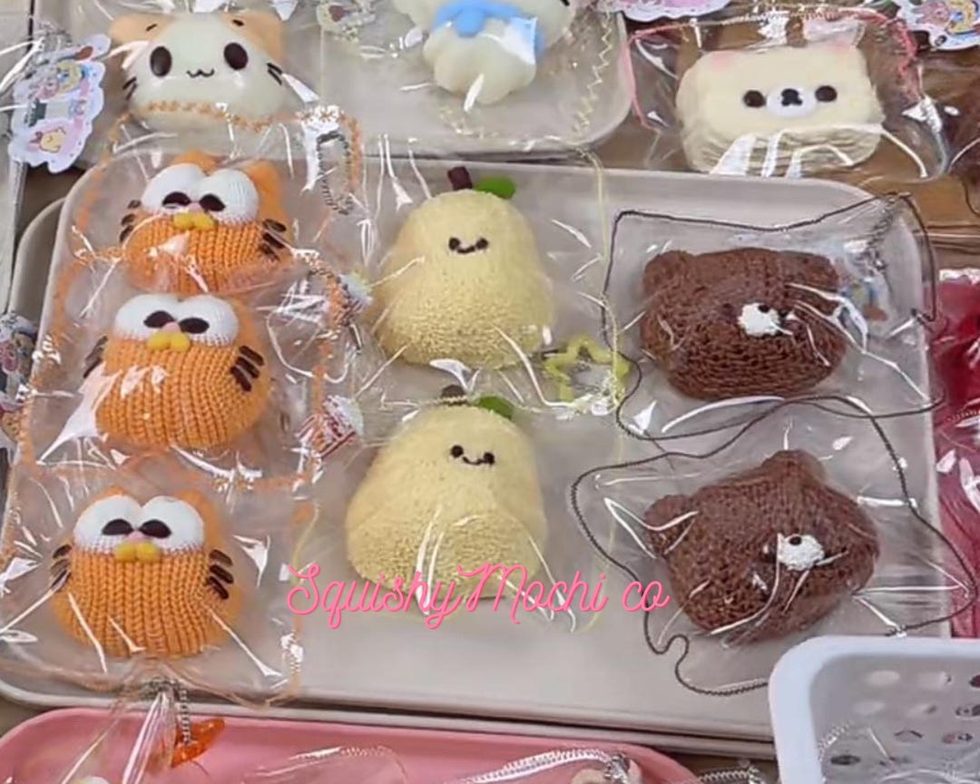 Knitted Texture Series Squishy – Cat, Bear, Pig, and Cat Paw Designs ...
