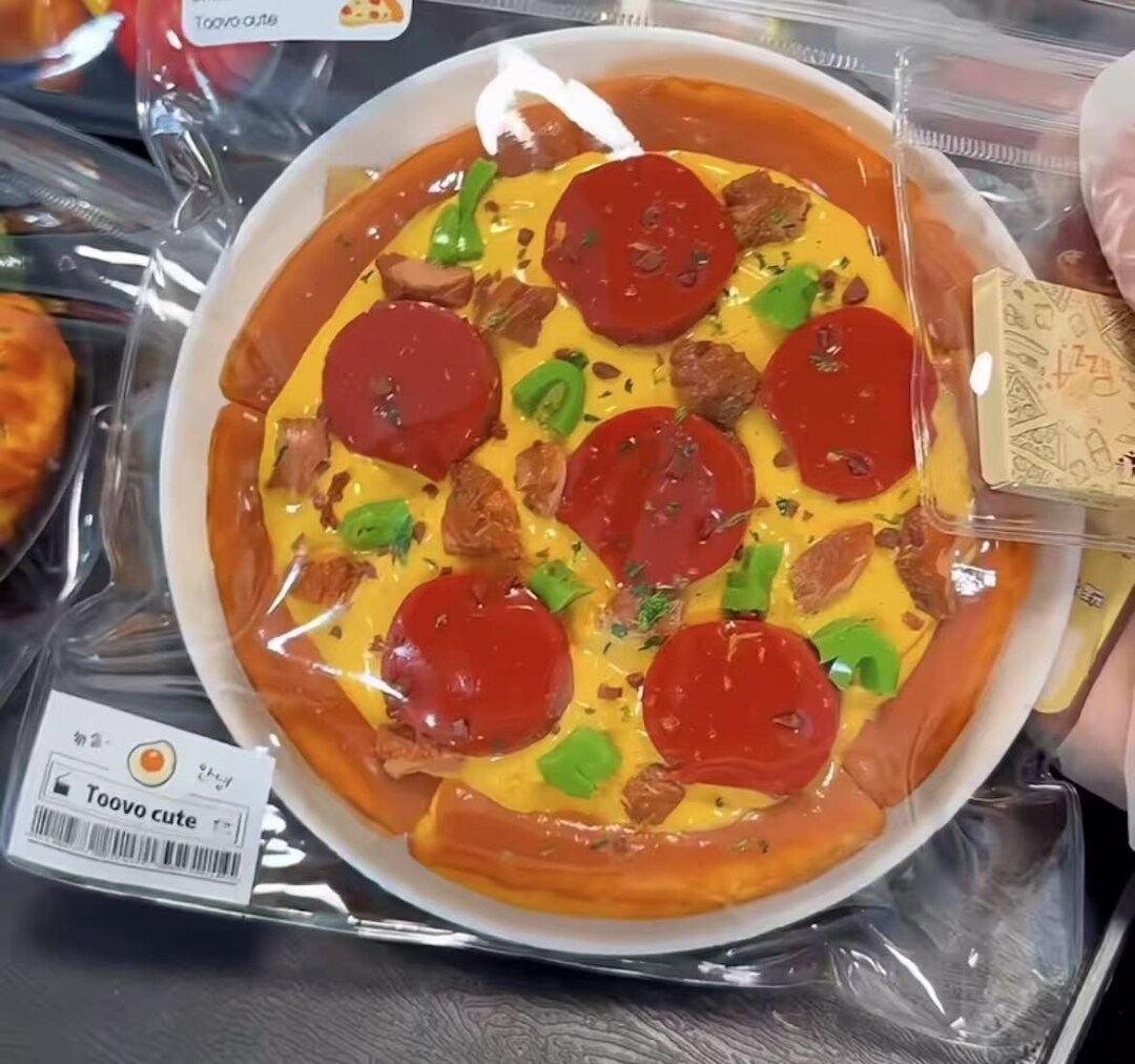 Cheese & Pepperoni Meat Sauce Pizza Squishy Soft and Satisfying ...