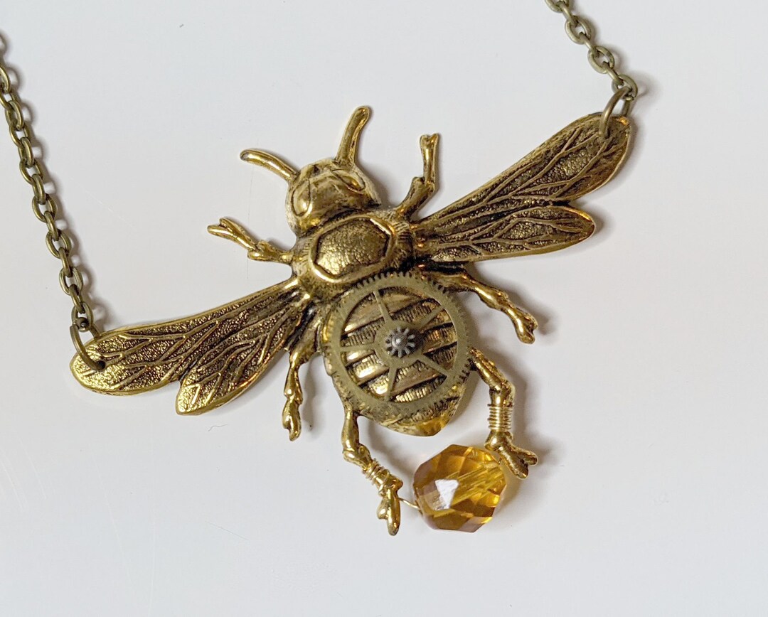 Busy Bee Keepers Daughter - Steampunk Hardware Bumble Bee Necklace - Etsy
