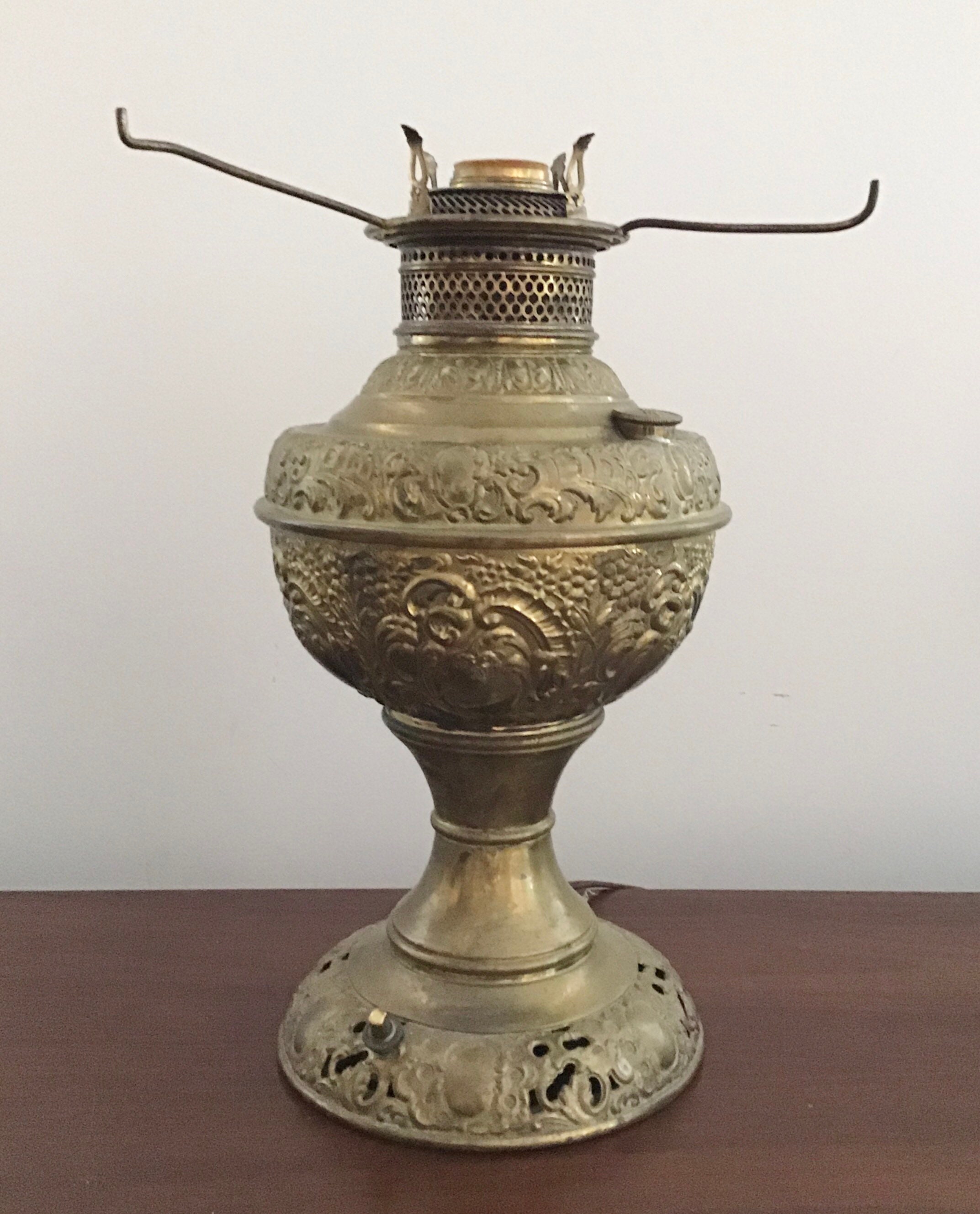Antique Butcher Table Oil Lamps Antique “the New Rochester”