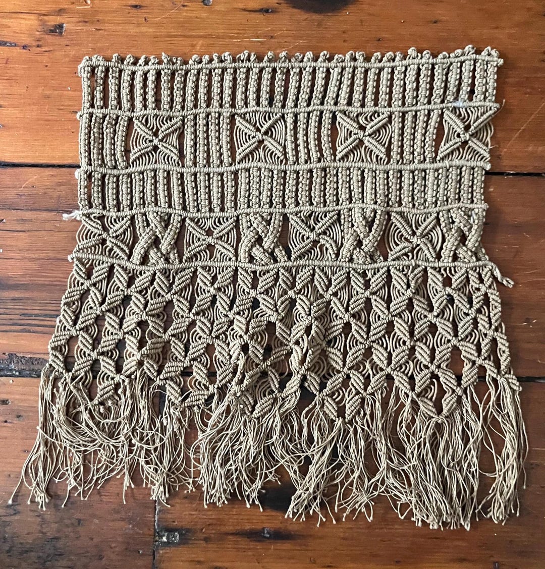 Vintage Macrame Wall Hanging/bohemian Hippie - Etsy