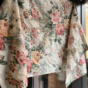 Vintage Cabbage Rose Curtain/ English Garden - Etsy