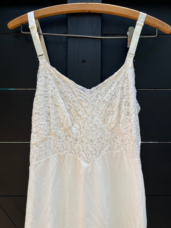 1960s Lace Trimmed Full Slip - Gem