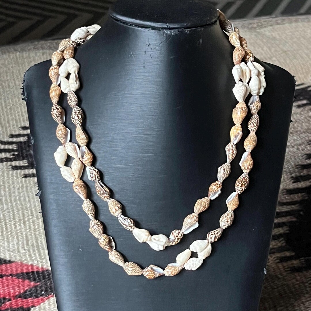 Vintage Puka Shell Necklace - Etsy