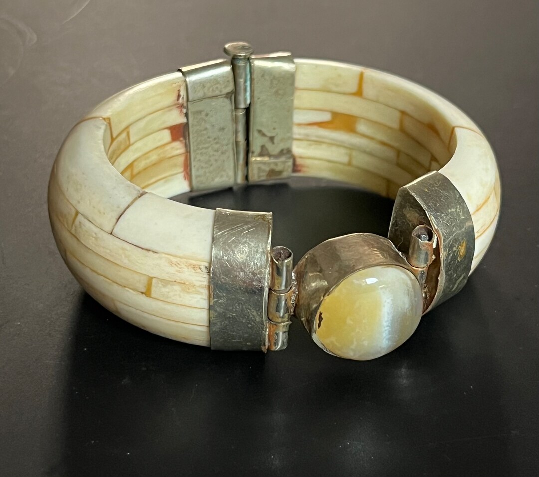 East Indian Bone Bangle/cuff With Onyx Clasp - Etsy
