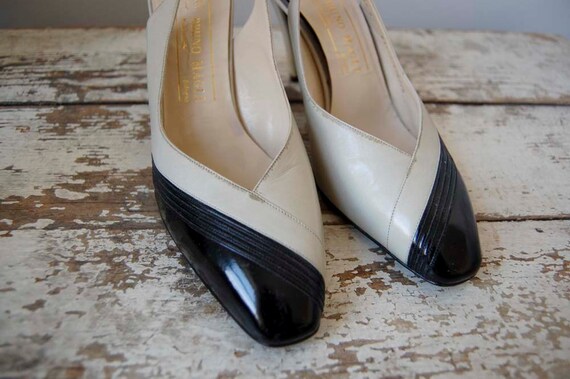 Items similar to V I N T A G E 1960's Italian spectator heels on Etsy