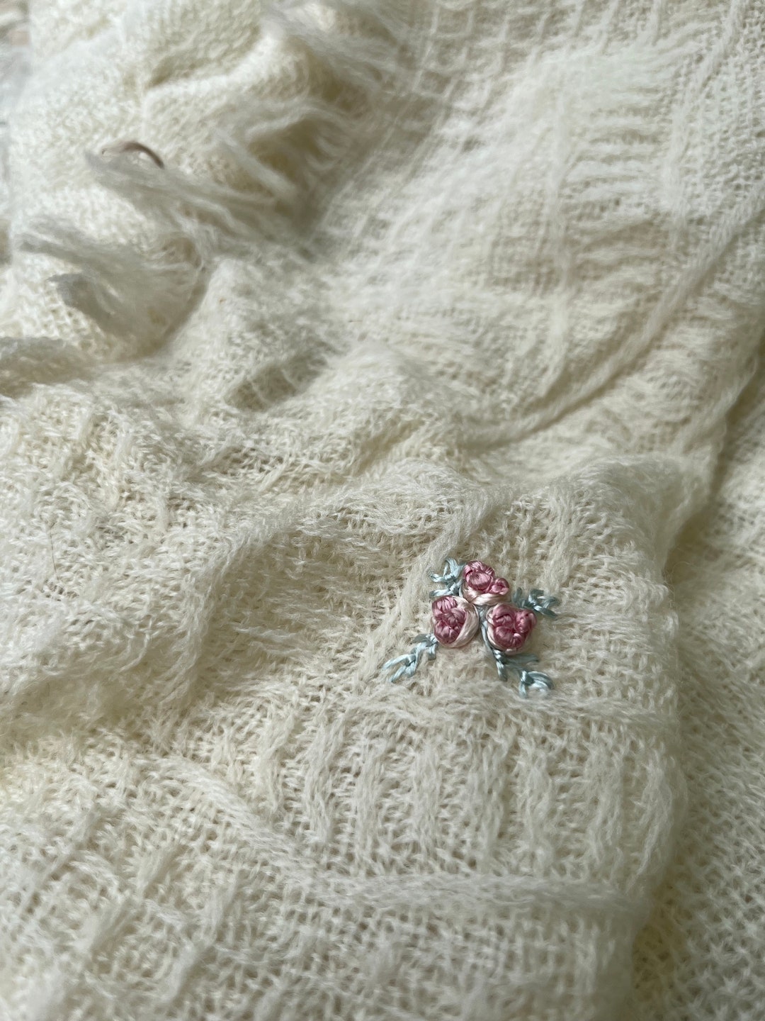 Vintage Handwoven Cream Wool Baby Blanket With Knotted Roses - Etsy
