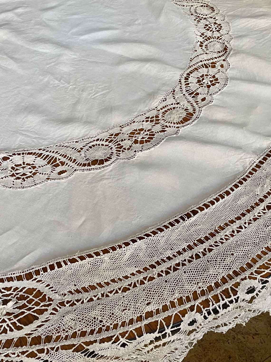 Victorian Era Round Tablecloth With Hand Crochet - Etsy