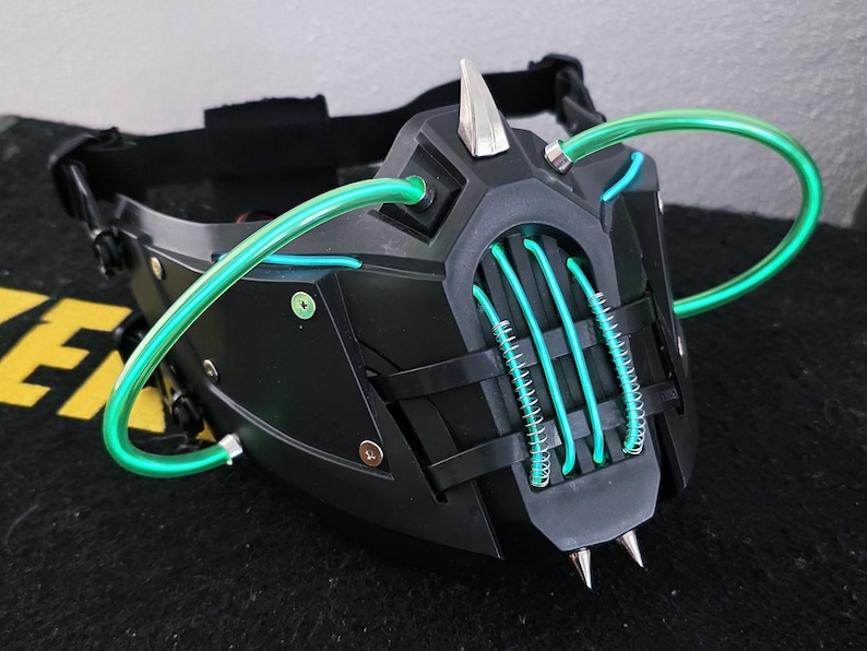 Futuristic Cyberpunk Halfface Mask - Custom Light Colors - Light up ...