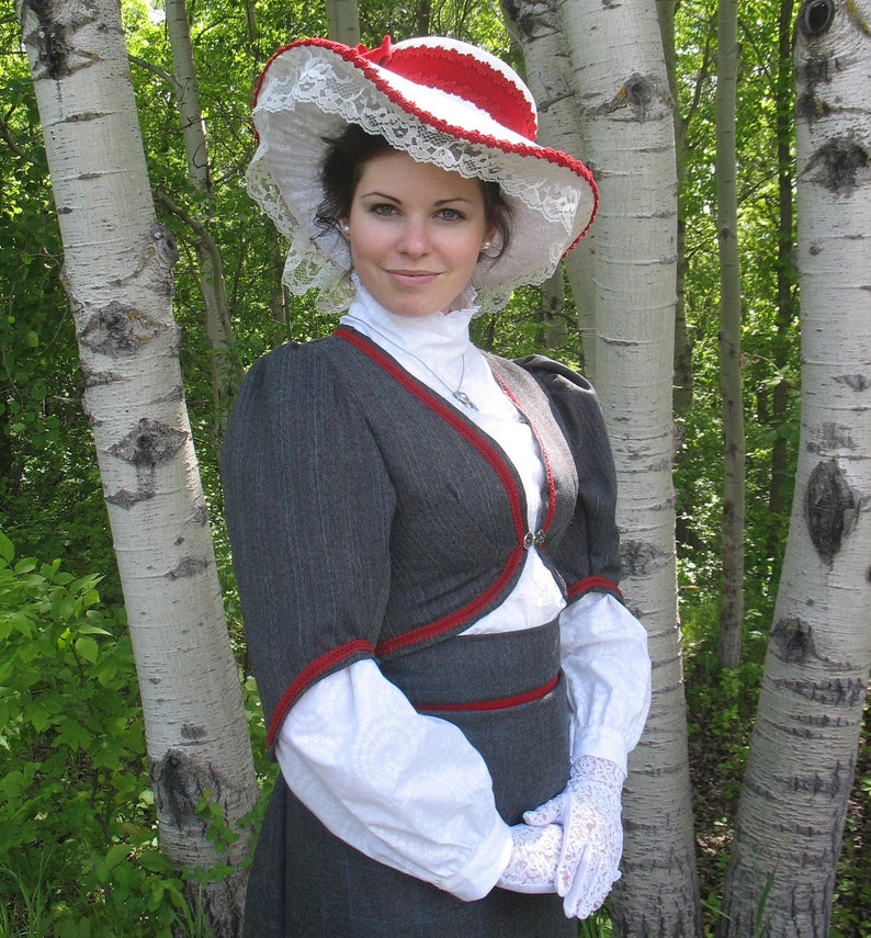 Victorian Edwardian Tea Dress and Gown Guide