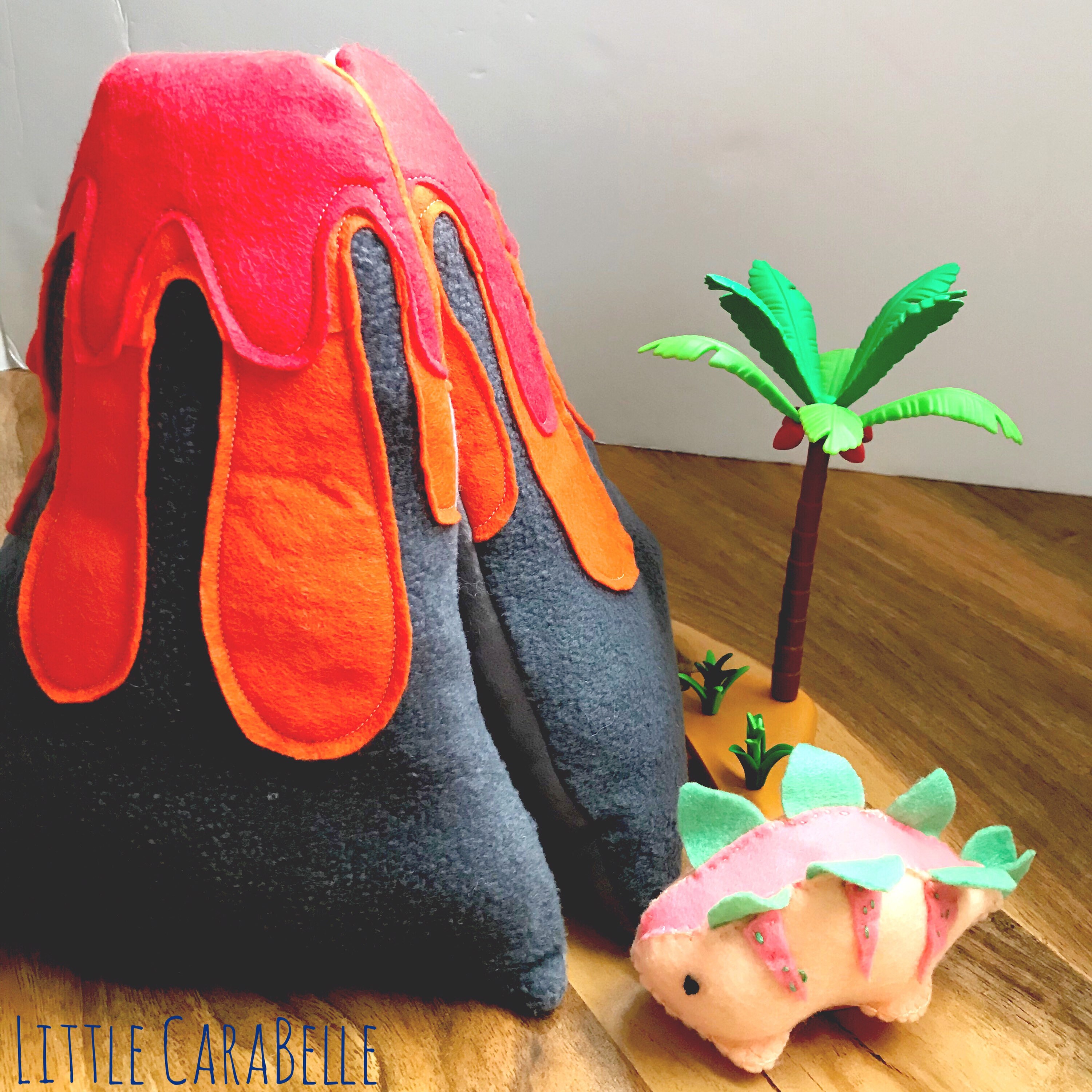 Volcano Felt Toy, Dinosaur Play, Pretend Play, Playroom, Boys Room ...