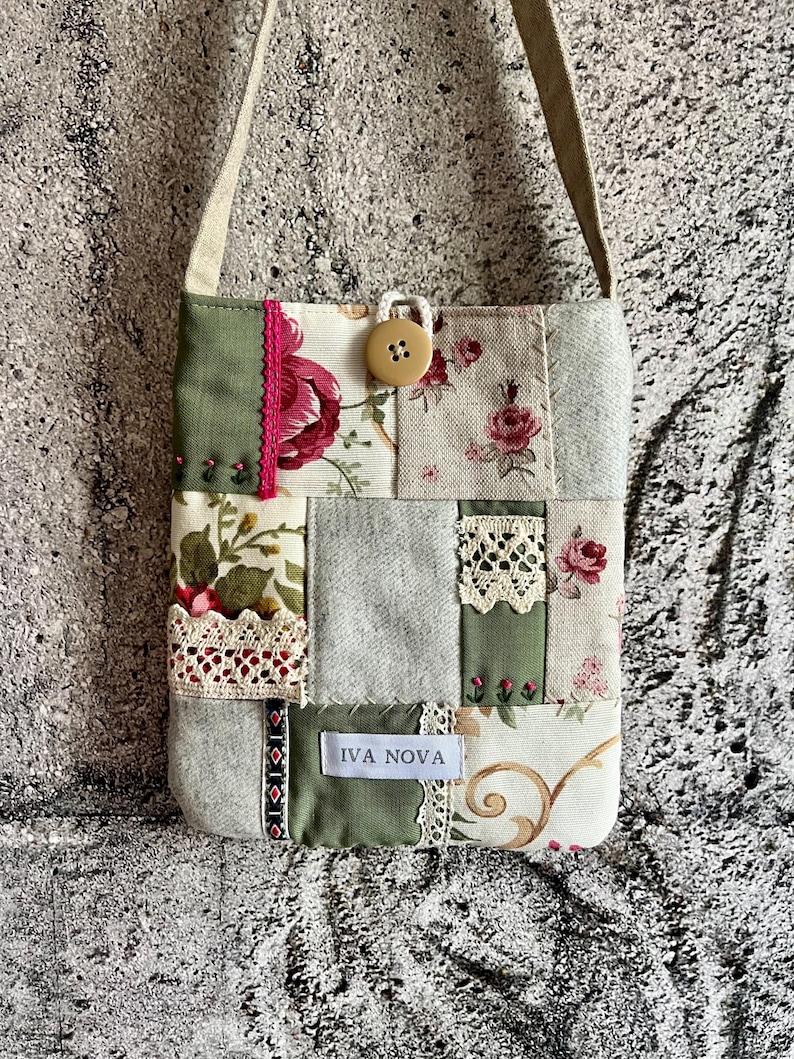 Patchwork Cross Body Bag/upcycled Quilted Purse/aesthetic Natural Bag/phone Passports Wallet ...