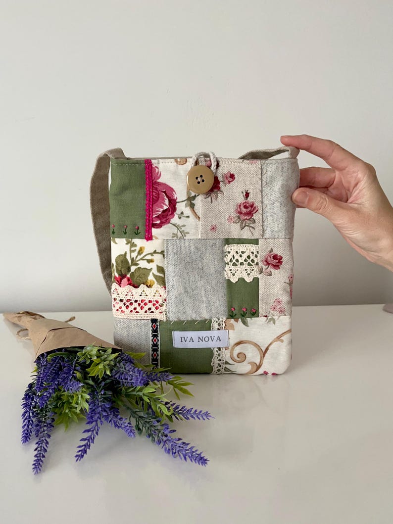 Patchwork Cross Body Bag/upcycled Quilted Purse/aesthetic Natural Bag/phone Passports Wallet ...