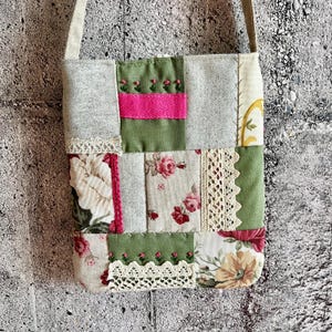 Patchwork Cross Body Bag/upcycled Quilted Purse/aesthetic Natural Bag/phone Passports Wallet ...