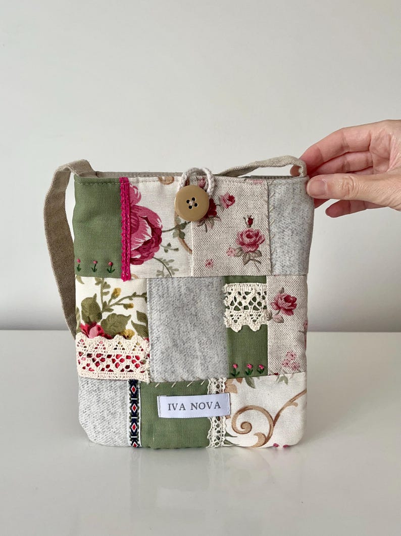 Patchwork Cross Body Bag/upcycled Quilted Purse/aesthetic Natural Bag/phone Passports Wallet ...