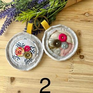 Round Shaped Keyring/upcycled Keychain/cotton Handmade Keyring/keychain ...