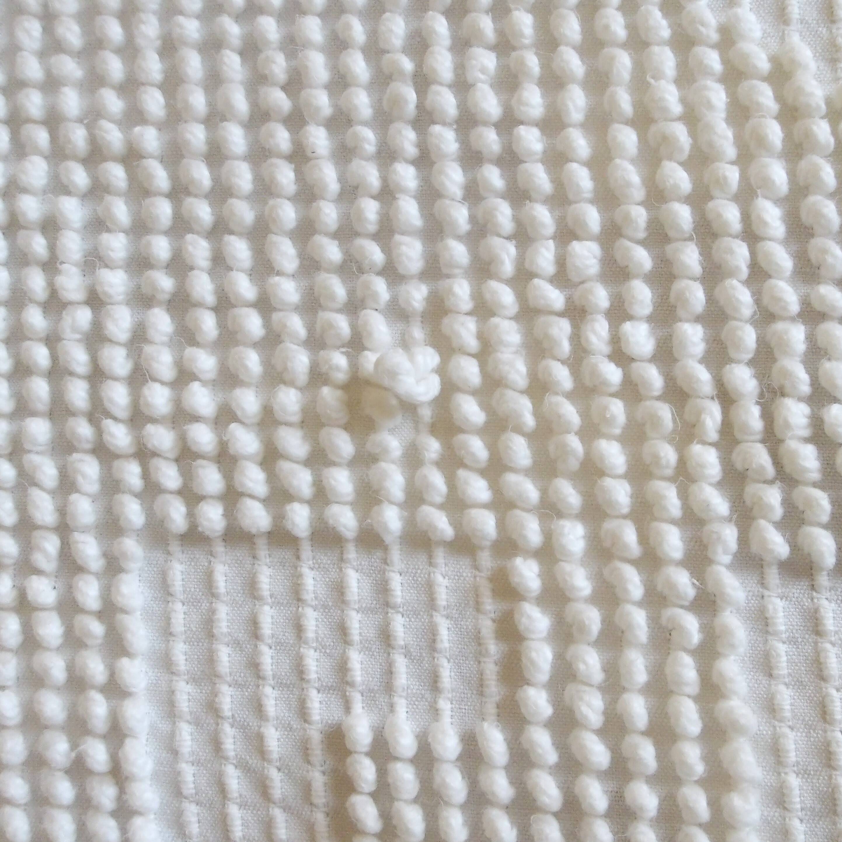 Vintage White Hobnail Bedspread Full/queen 1960s Bates Fringed Tufted ...