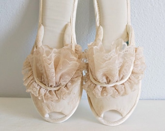 Bedroom slippers | Etsy