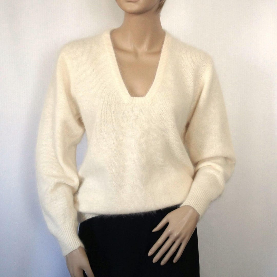 Soft Fuzzy Sweater Vintage Angora and Lambswool I. Magnin Cream Color V ...