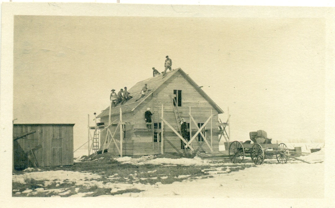 Construction Workers Building a House Winter Car Roof Scaffold 1920s ...