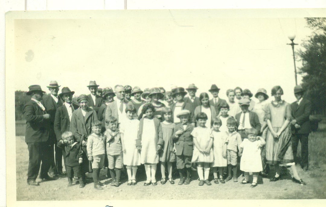 1920s Midwestern Farm Family Reunion Photo Men Women Grandmother Kids ...