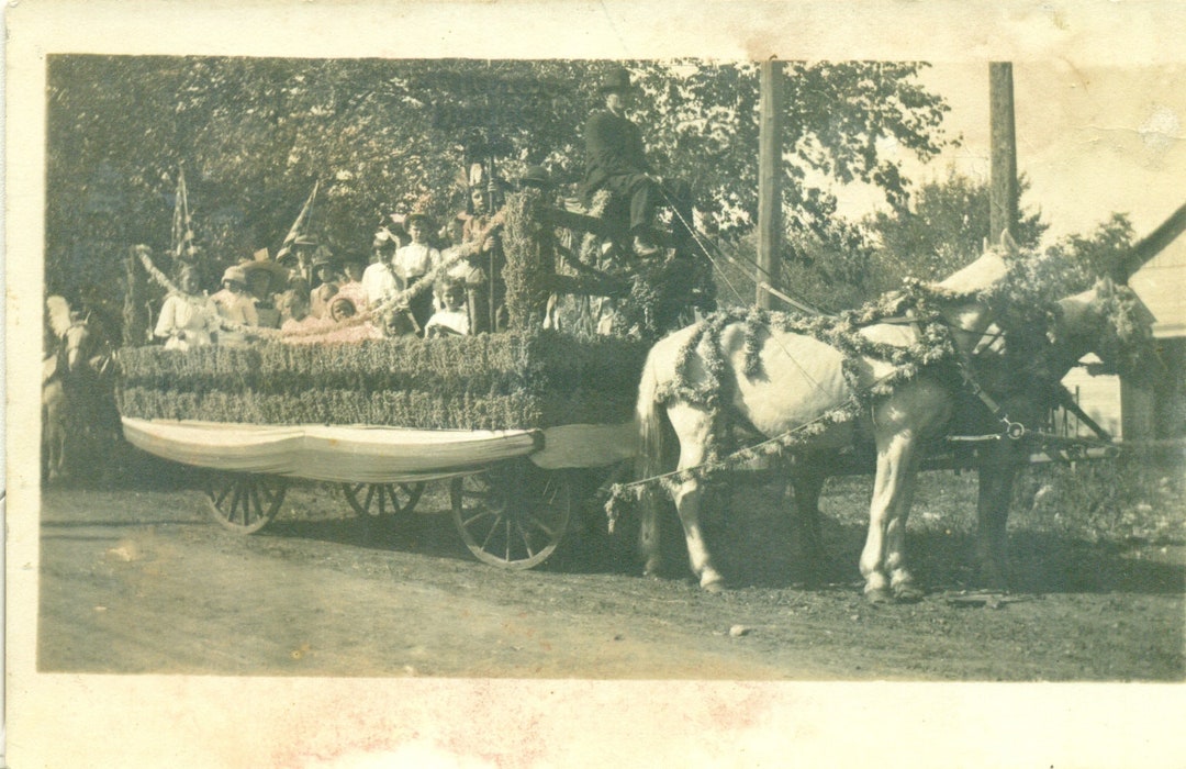 Kids on Horse Wagon Parade Float Flowers Decorating White Horses Summer ...