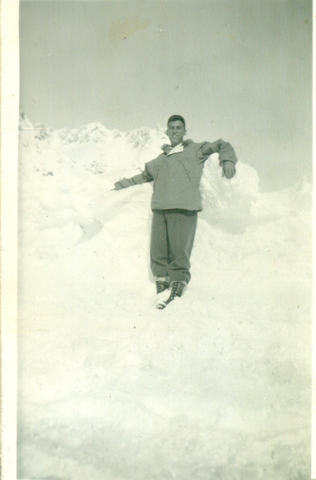 Alaska WW2 Soldier Army Gunner Smock Uniform Standing in Snow Censor ...