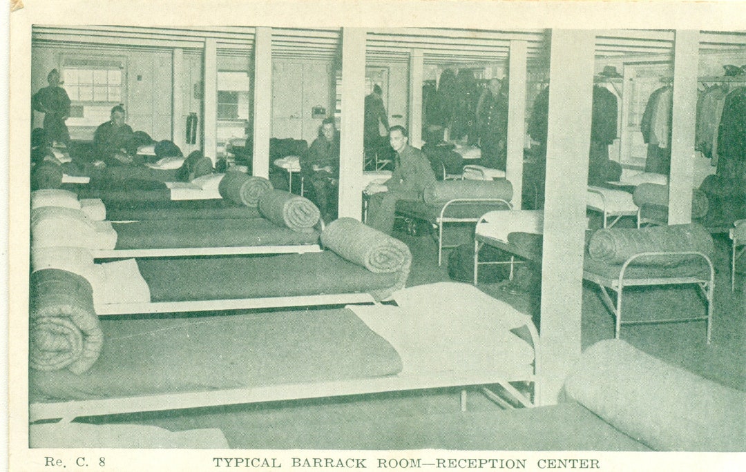WW2 Army Soldiers Typical Barrack Room Reception Center Vintage ...
