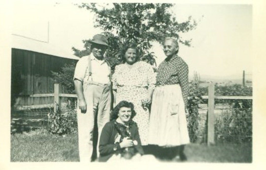 Farm Family 1930s 40s Sitting Holding Dog Dress Apron Grandmother ...