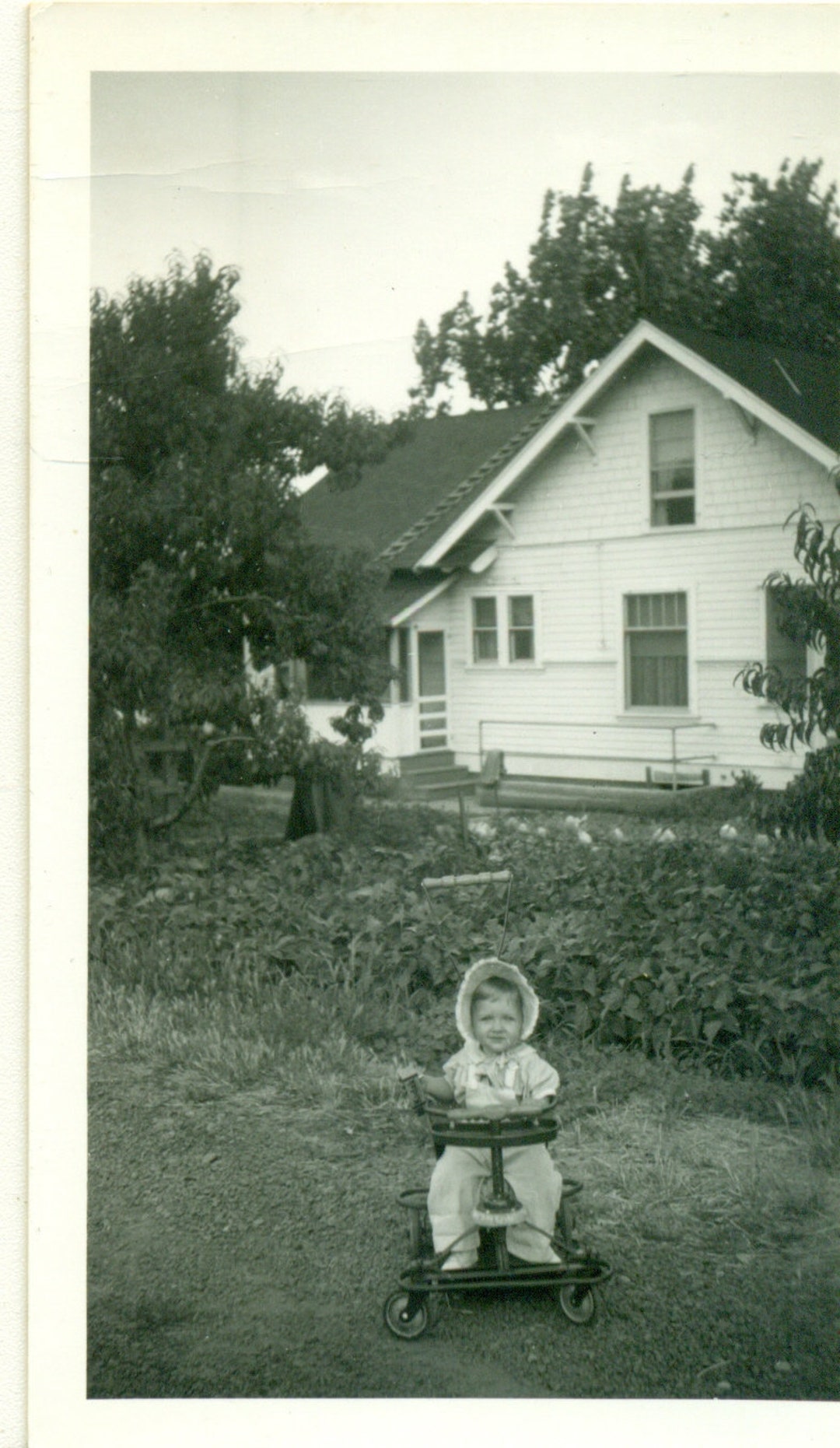 Baby Girl in Bonnet Sitting in Stroller Outside White House 1940s Photo ...