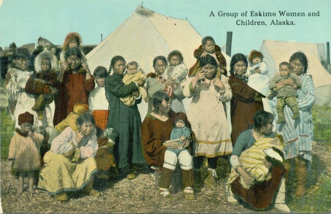 Nome Alaska Eskimo Women Children Group Photo Kuspuk Parkas 1900s Gold ...