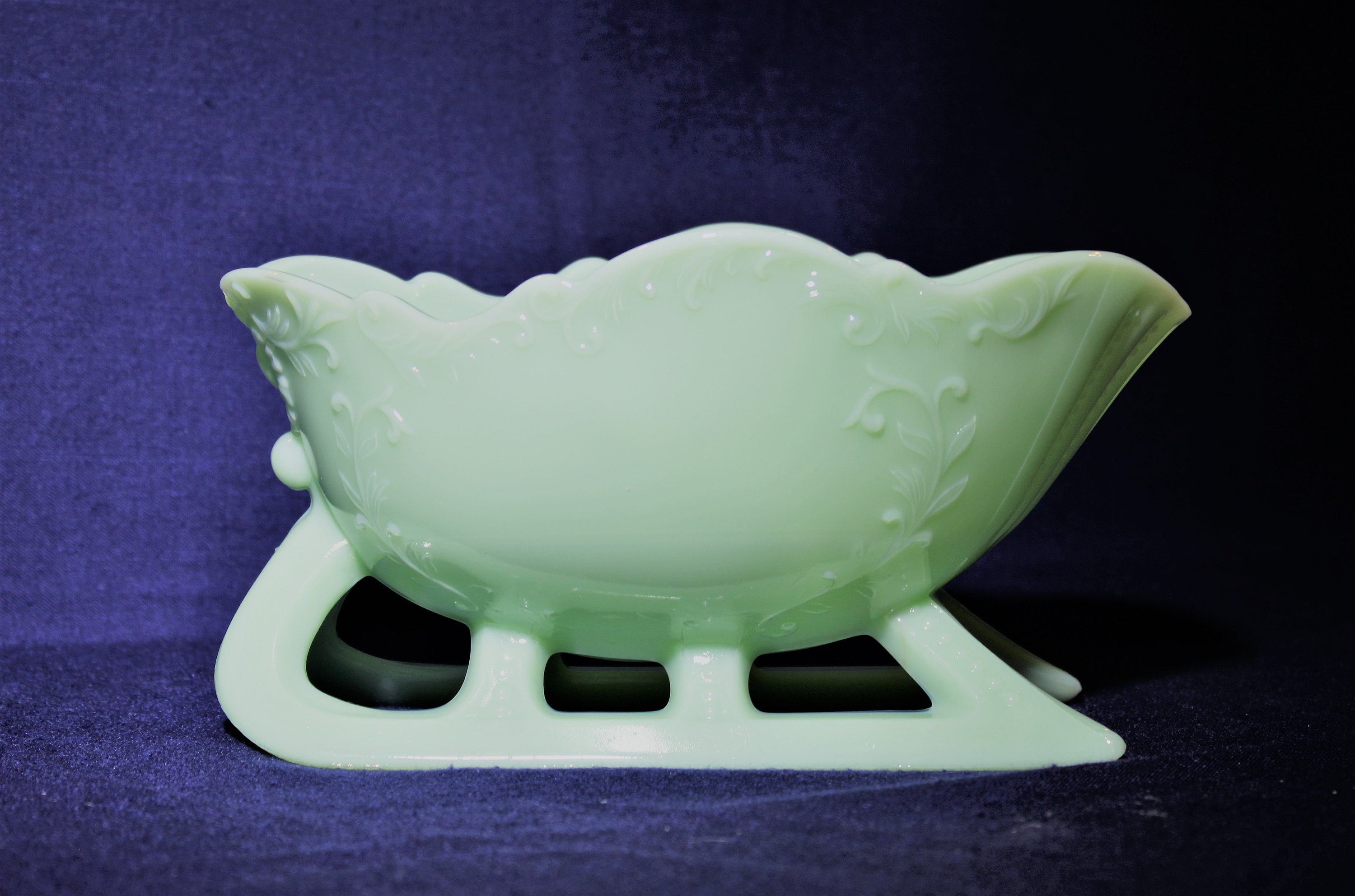 Jadeite Sleigh by Mosser Glass 9 1/4" Long by 6" Wide, Jadeite Horse ...