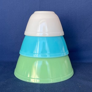 Mosser Mixing Bowls 3 Piece Set of Farmhouse Nesting Bowls Jadeite ...