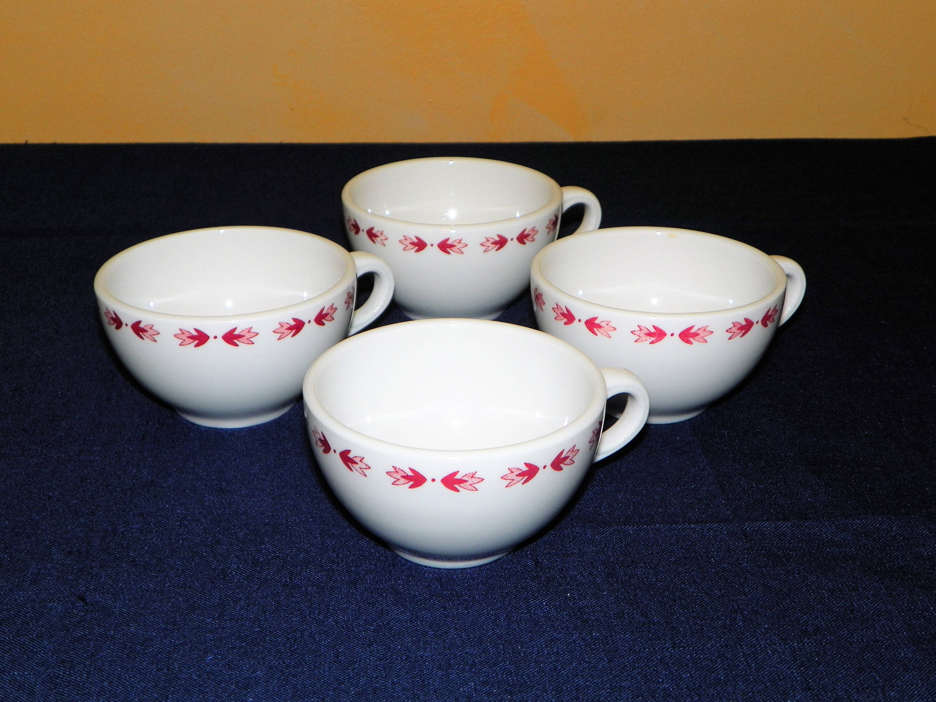 Shenango China Restaurant Red Laurentian or Red Leaves, a SET of 4 Cups ...