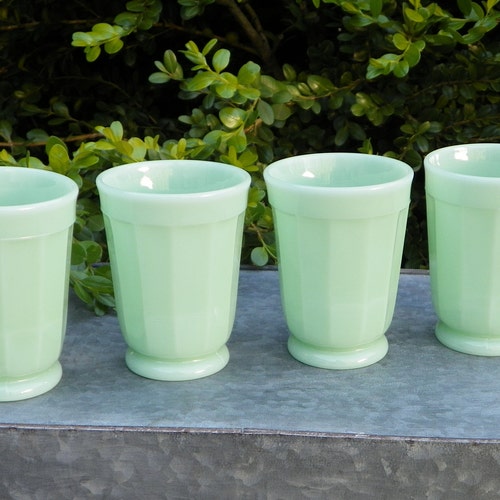 Jadeite Mugs Set of 4 Cups by Mosser Glass Optic Dot 9 Oz - Etsy