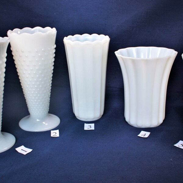 Large Milk Glass Vase - Etsy