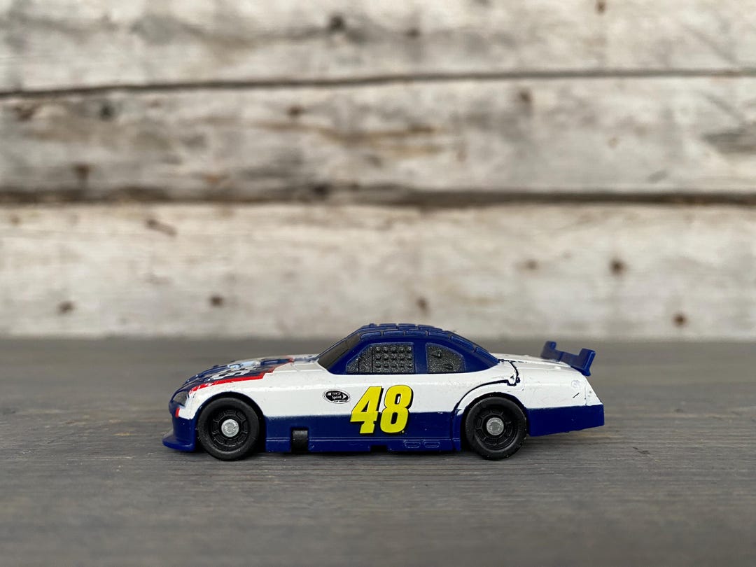 Chevrolet Nascar Jimmy Johnson Lowesast 48 Transformer Robot Dark of ...