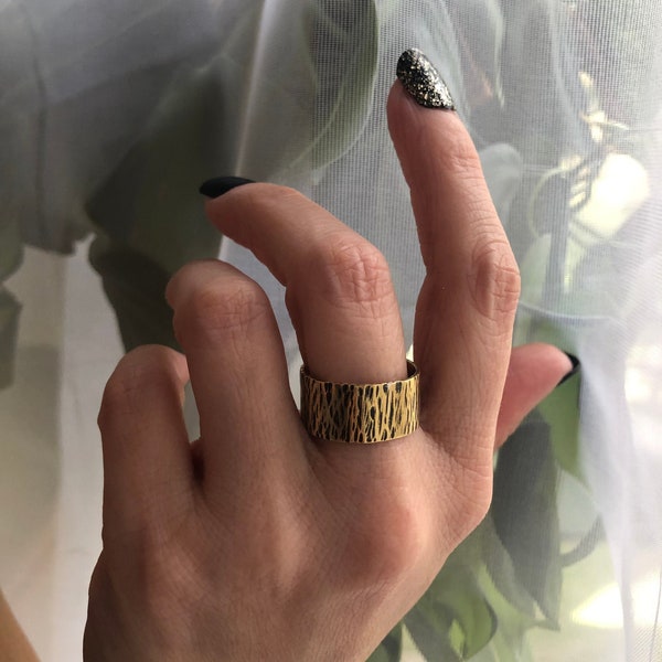 Tree Bark Ring - Etsy