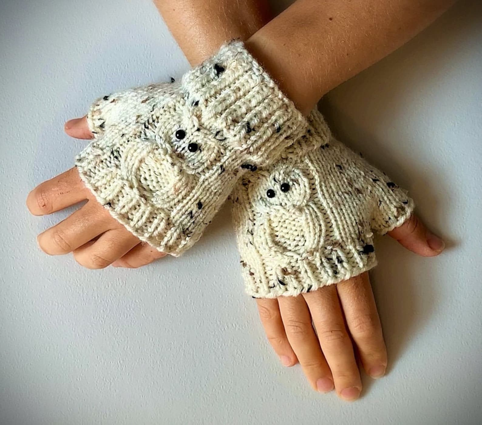 HAND KNIT Adult Owl Fingerless Granny Gloves Mittens Mitts - Etsy Canada