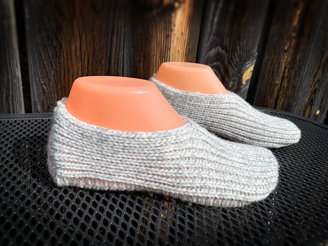 Knitting Pattern Super Simple Easy to Knit Slippers Great - Etsy