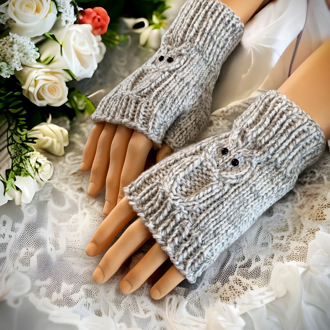 Knitting Pattern Owl Fingerless Gloves Cable Owls - Etsy