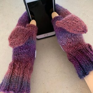 Knitting Pattern - How to Knit Texting Mitts - Mitts for Texting ...