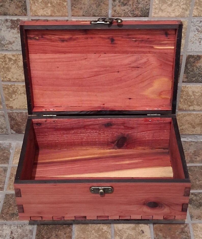 Laser Engraved Cedar Horse Keepsake Box – Aromatic Red Cedar Memory Box ...