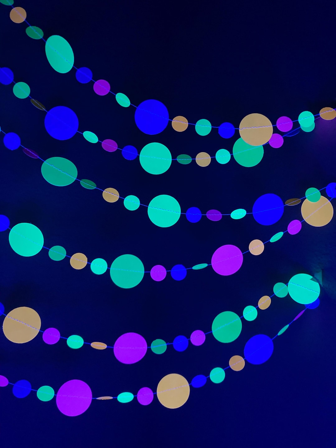 Glow Party Streamers, 15-foot Neon Garland, UV Reflective Fluorescent ...