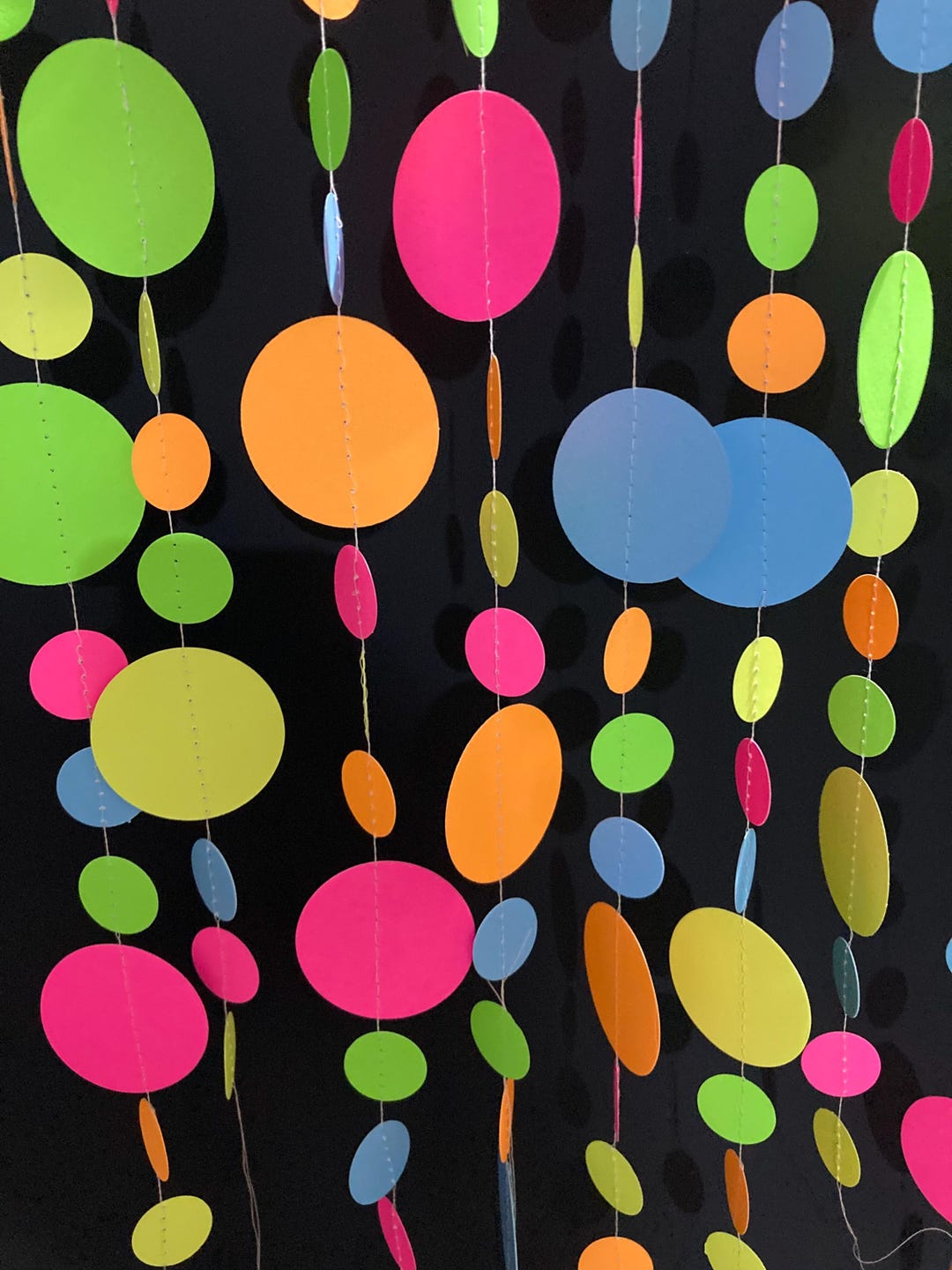 Glow Party Streamers, UV Reflective Neon Garlands, Black Light Party ...