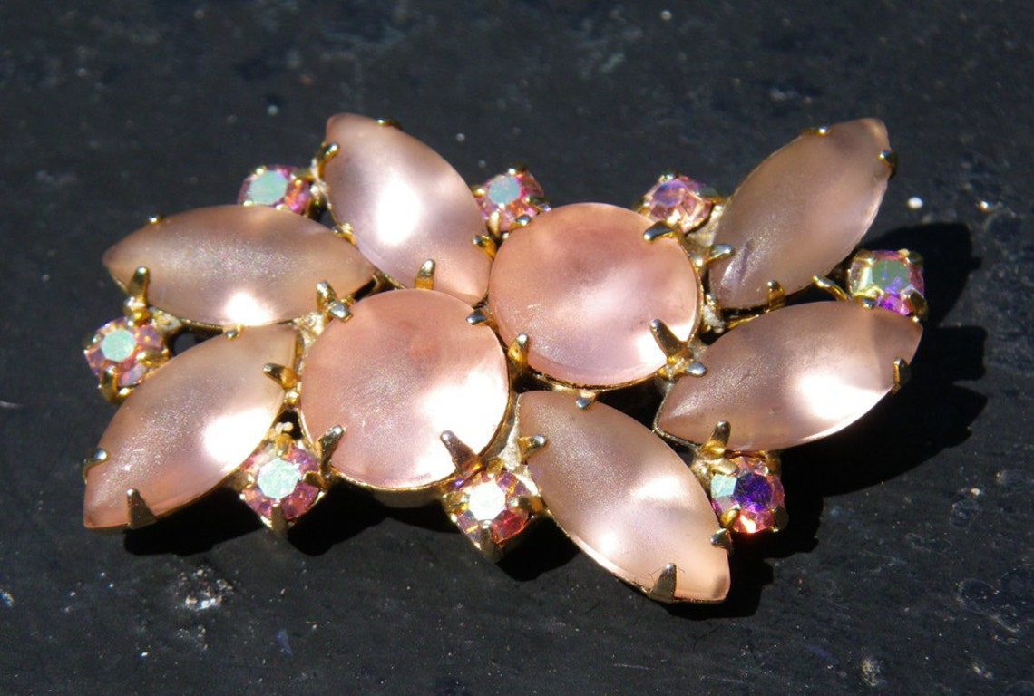Chunky Pink Crystal Rhinestone Pin 1950s Vintage - Etsy