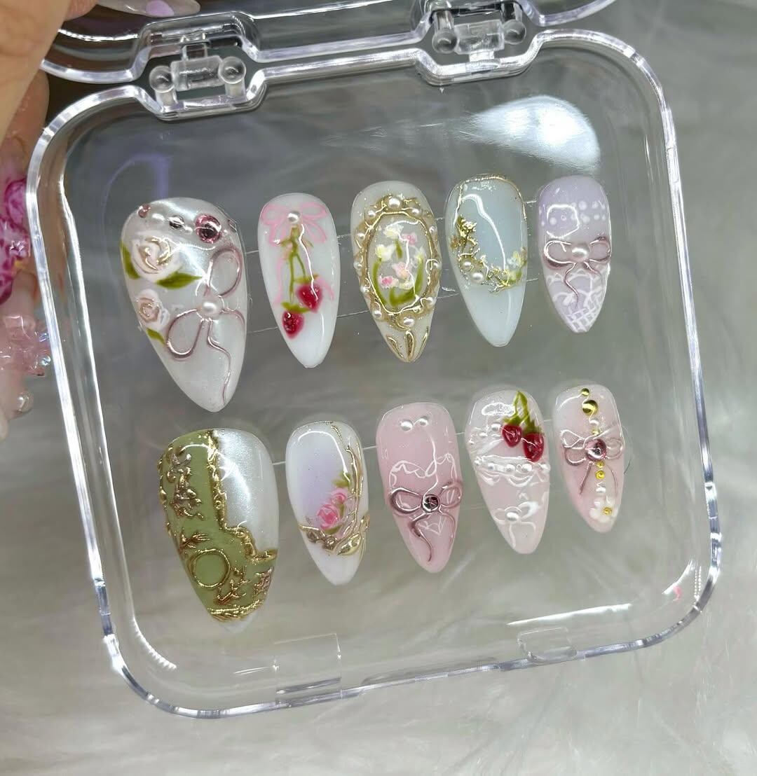 Vintage Rococo Press on Nails - Elegant Floral Bow 3D Nail Set ...
