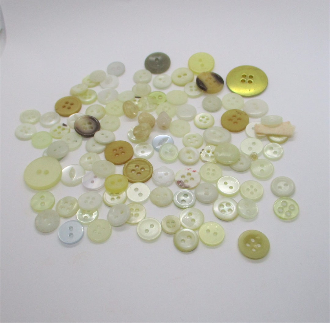Pearlescent Buttons Destash: Instant Collection Destash of 100 Vintage ...