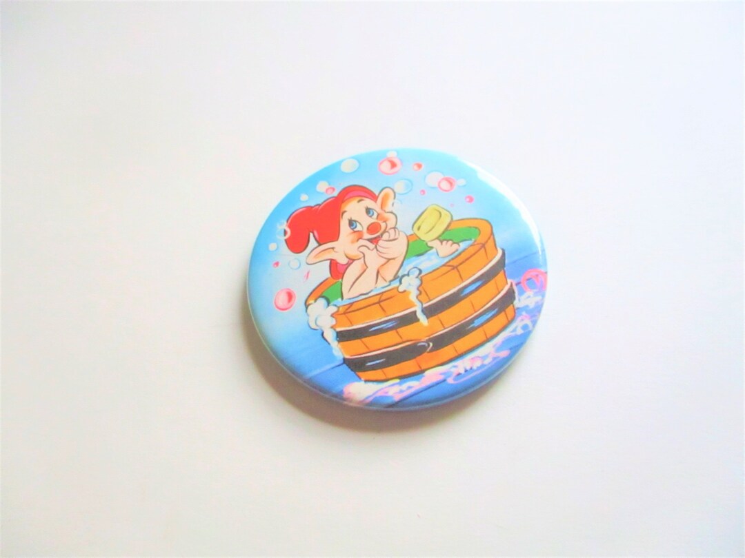Snow White Pin: Lovely Official Disney Snow White & the Seven - Etsy